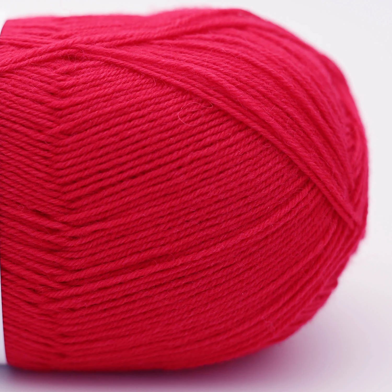 Носочная пряжа Kremke Sole Mate 4ply (35 Красный/Red) 1 моток 100 г/420 м