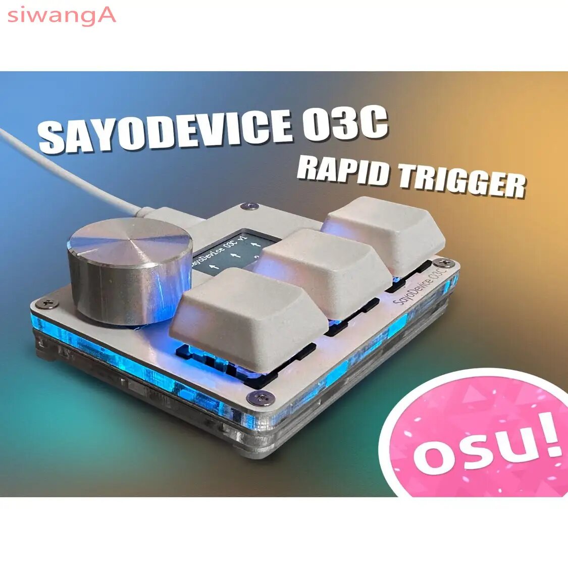 Проводная клавиатура Sayodevice в белом исполнении, оснащённая переключателями Gateron White, представлена для русскоязычных пользователей.