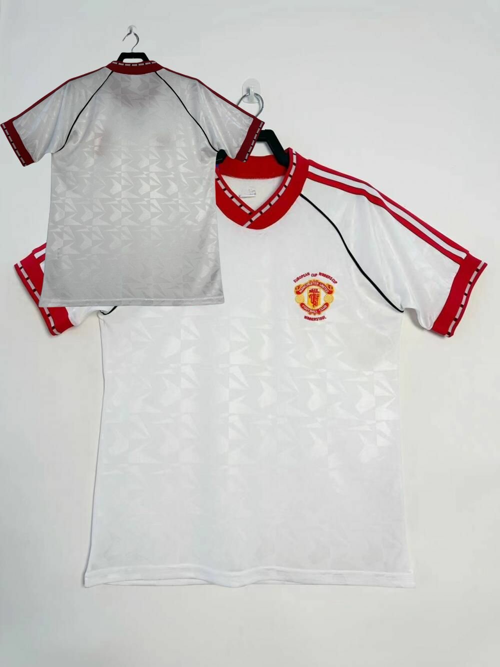 Ретро: Форма футбольная 2000-01 Манчестер Юнайтед Белая лига с короткими рукавами