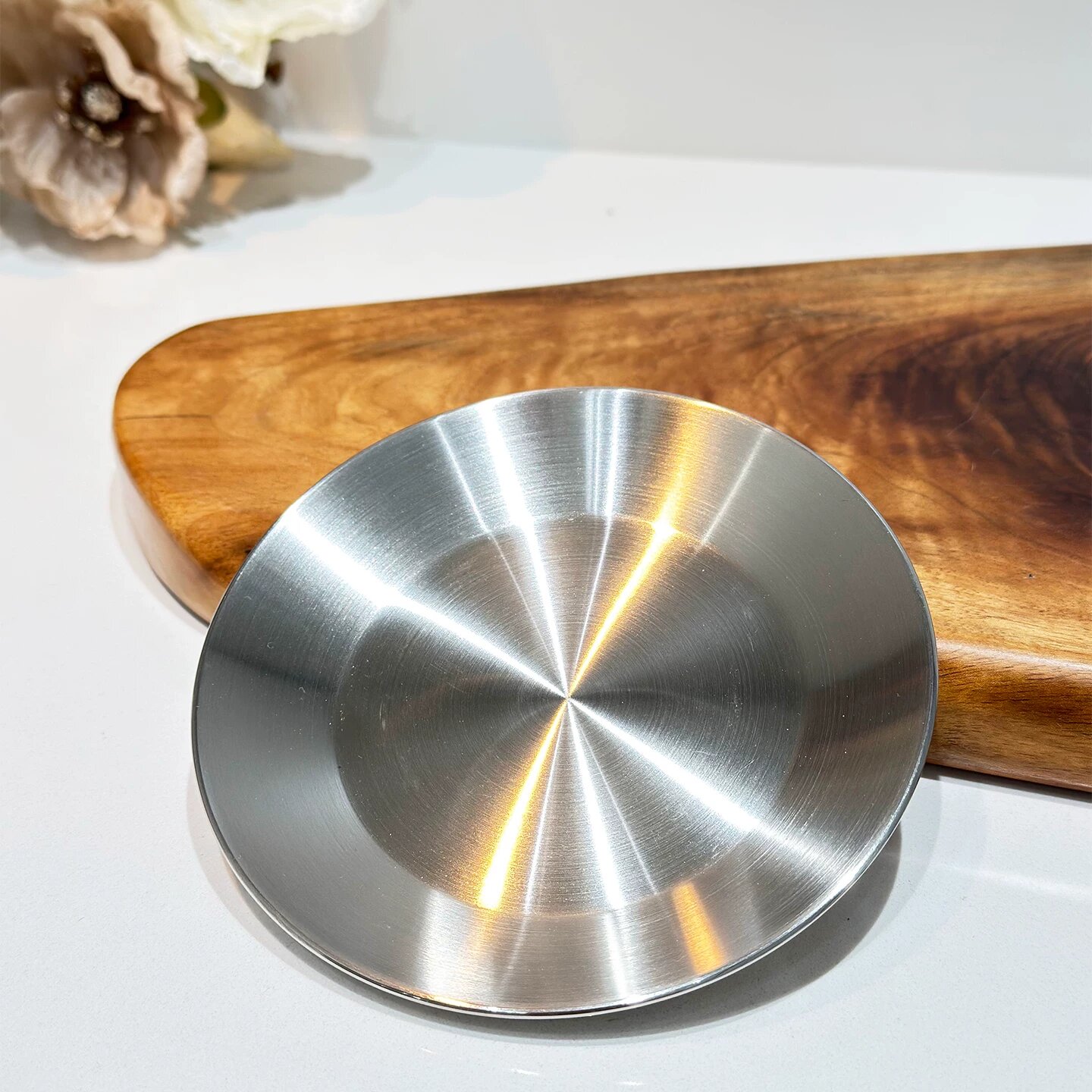 Плоскодонная салатная тарелка из нержавеющей стали 18/10, комплект из 1 штуки, стильная посуда для соусов