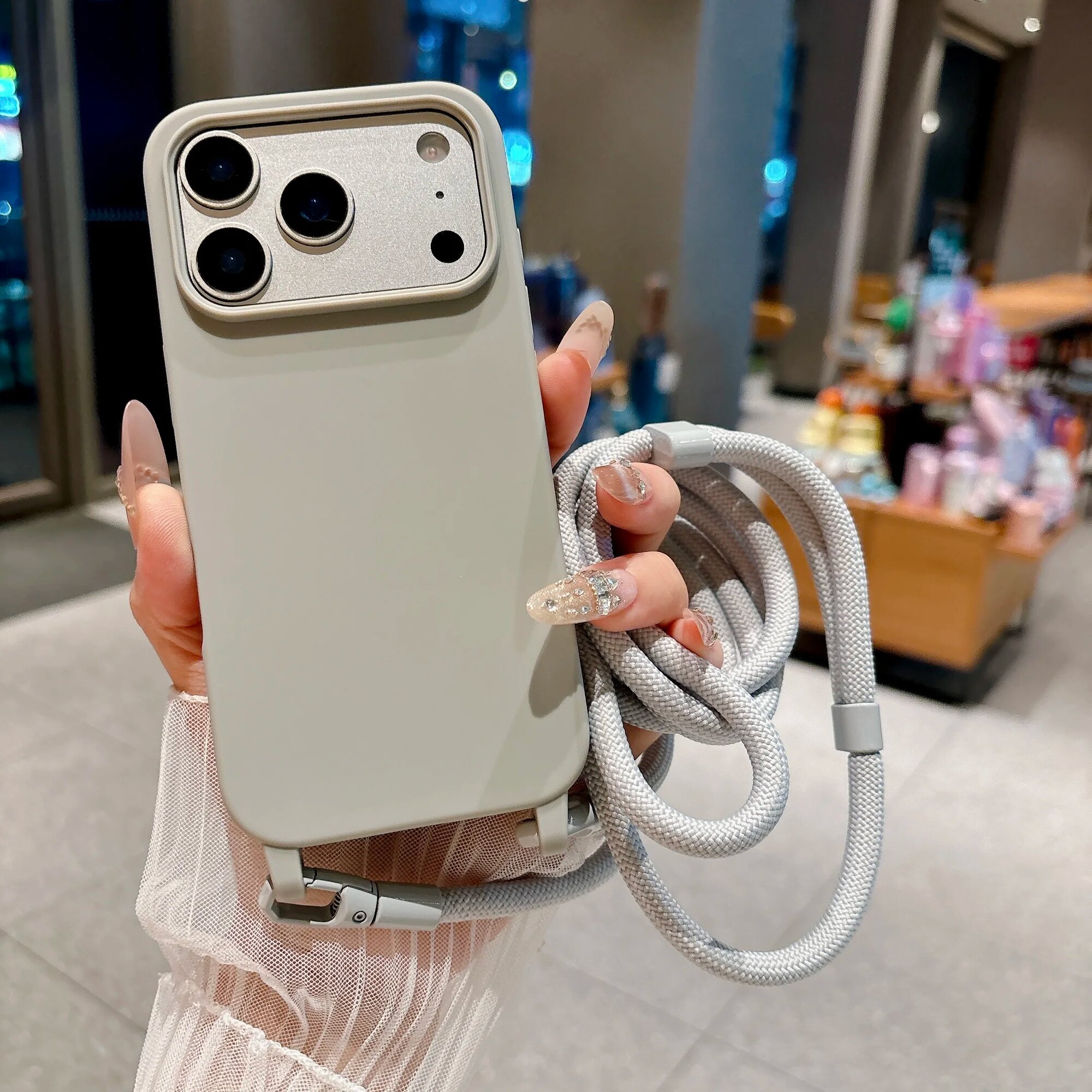 Чехол-накладка с ремешком через плечо для iPhone 17E, 17 Air, 16, 15, Айфон 16 Про Макс, Серый, Gray