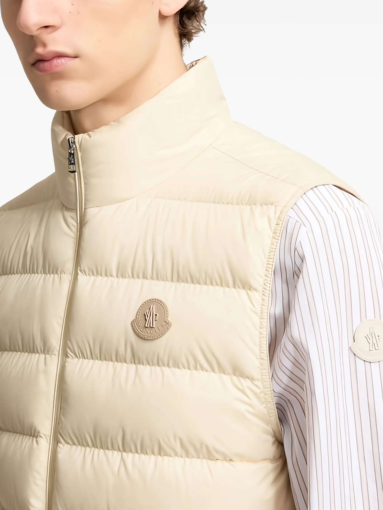 Жилет Moncler, размер 50 — фото 1