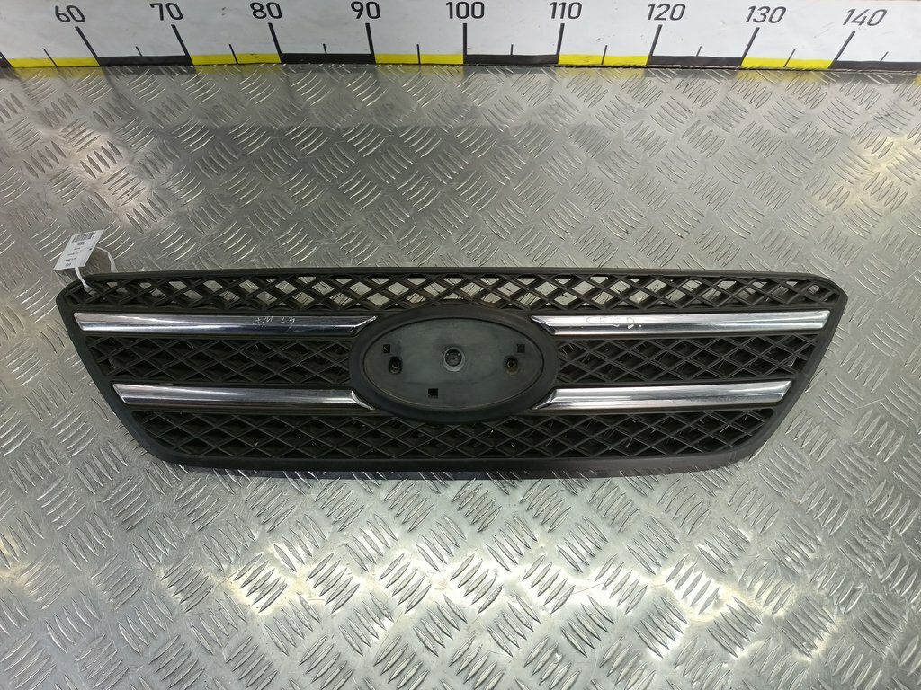 Решетка радиатора Б/У для Kia Ceed ED (2006—2010) 863501H000