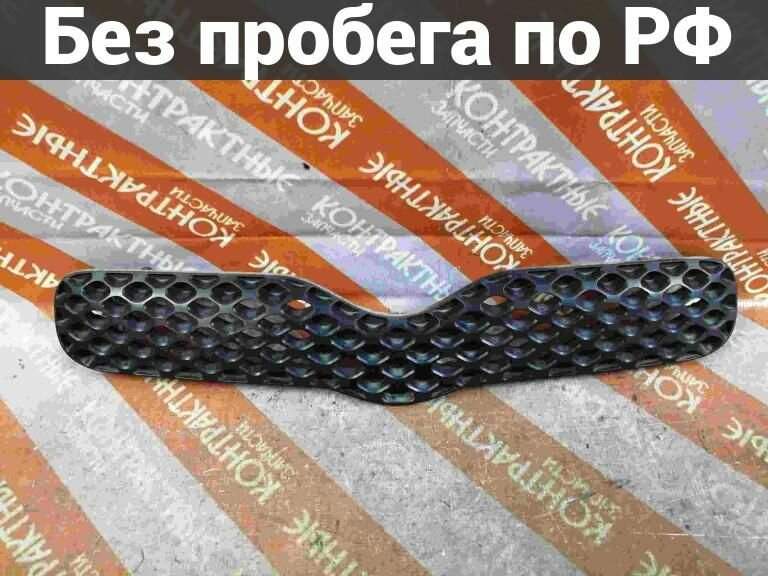 Решетка радиатора с пробегом Toyota Vitz NCP10
