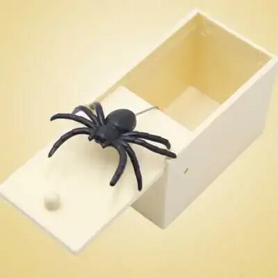 Коробка для розыгрыша с пауком и скорпионом Spider B