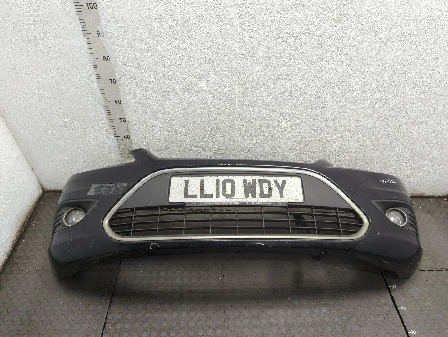 Бампер передний Ford Focus 2 Б/У