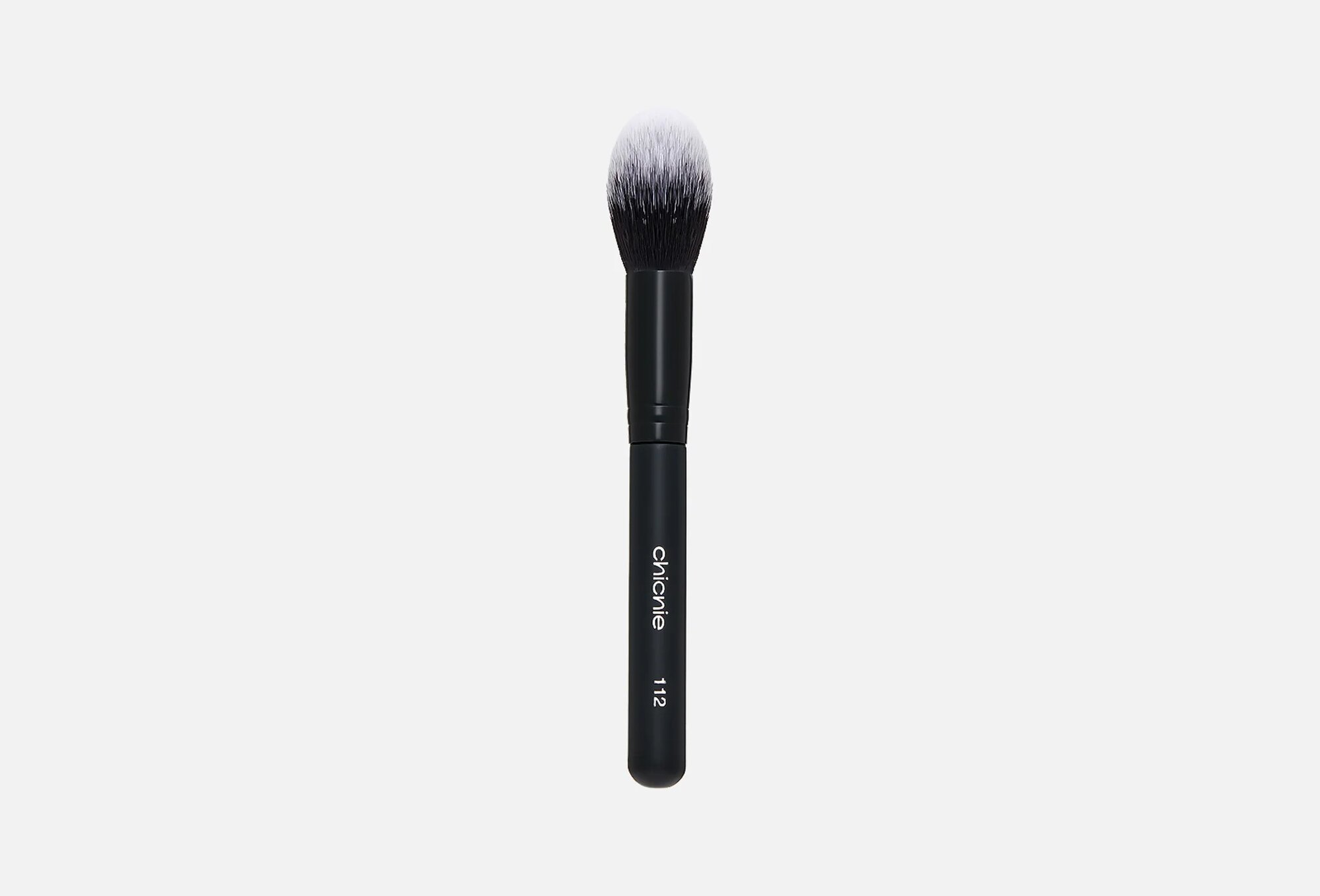 Chicnie Tapered blush brush 112 Кисть для румян пудры и бронзера 1шт