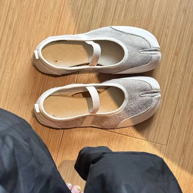 Балетки