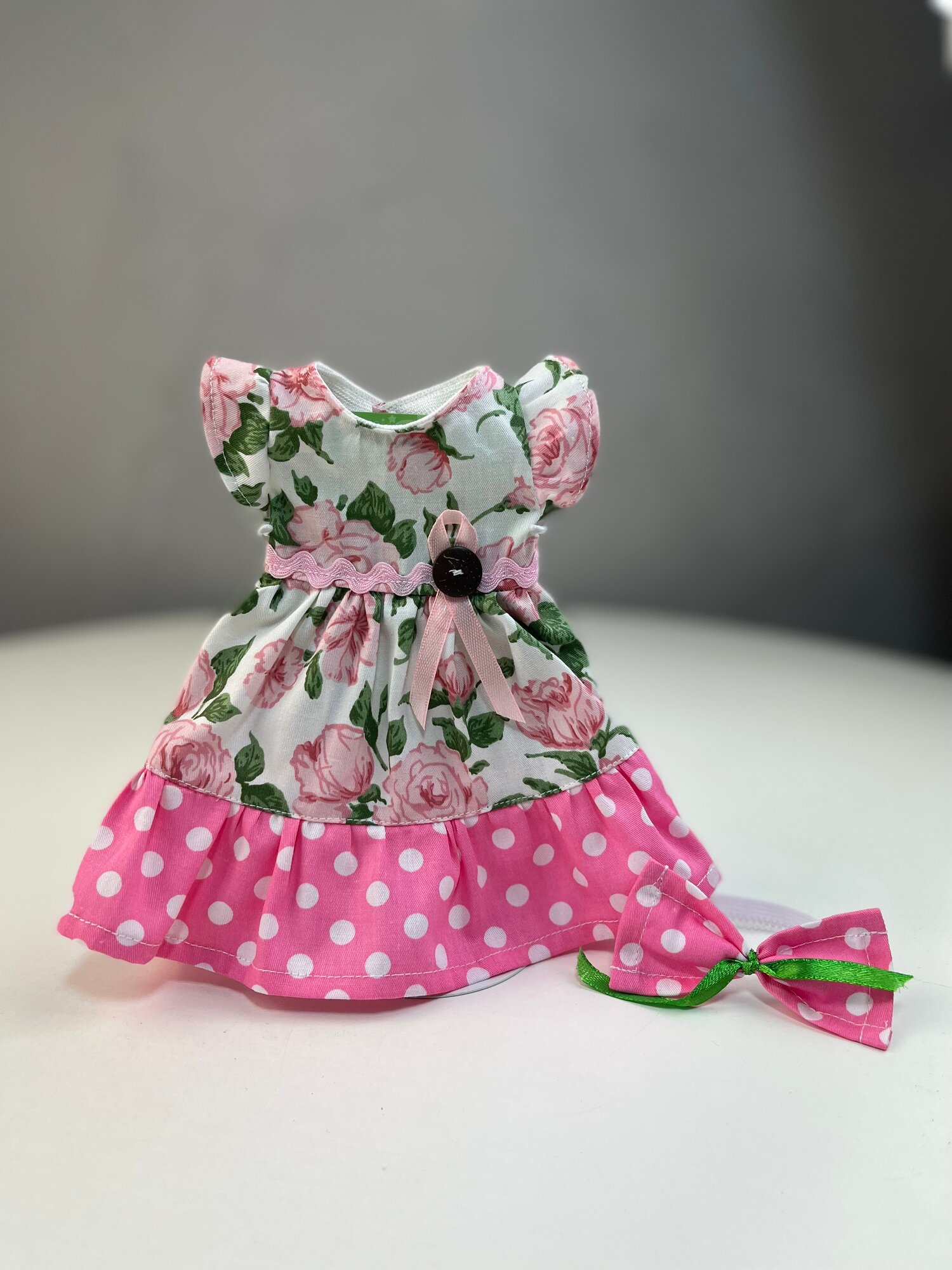 Комплект одежды для кукол: Платье с крылышками, бант на голову, вязаная сумочка, арт. 1