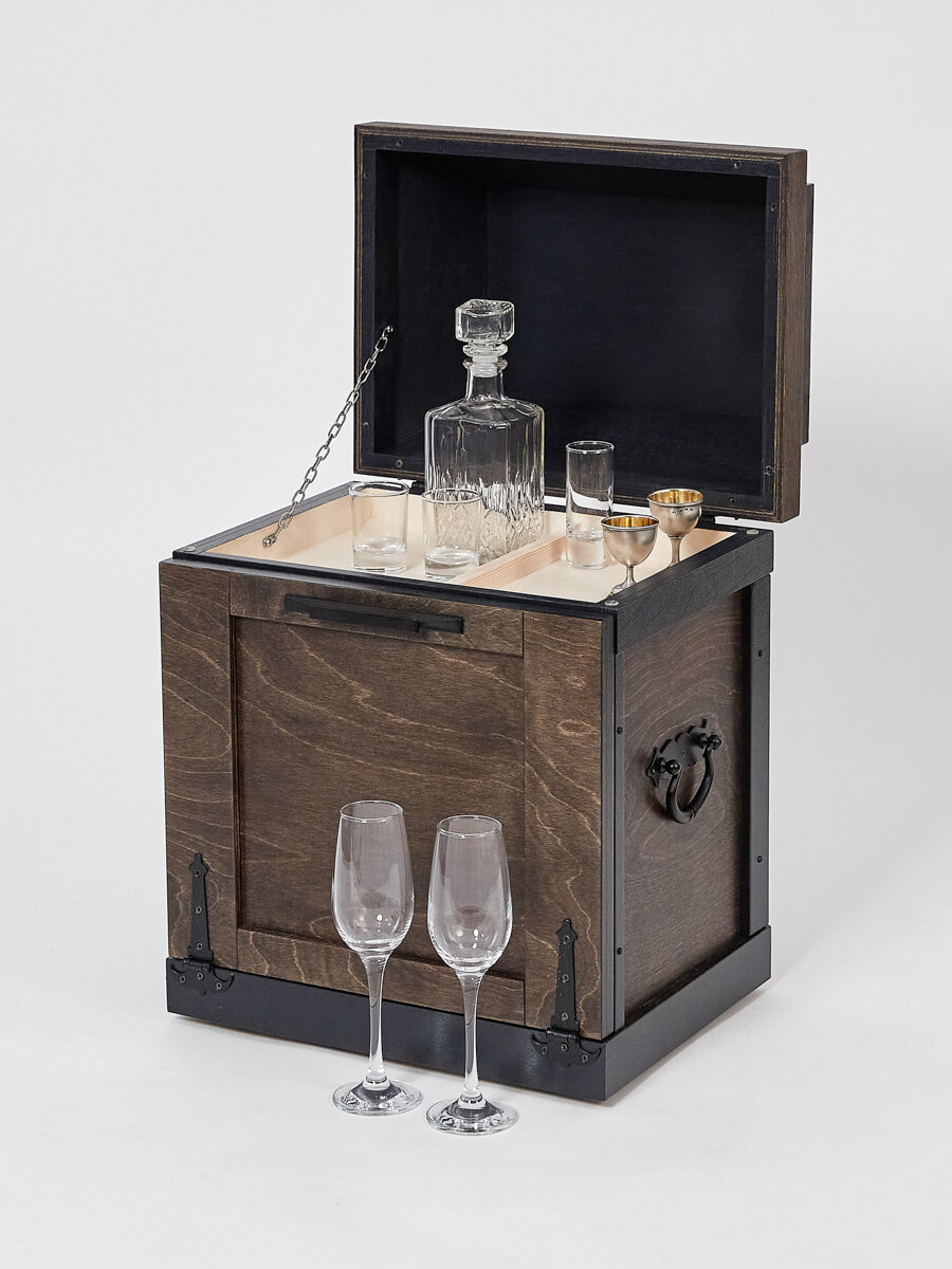 Сундук настольный мини-бар (ларец) для напитков с откидным столиком светлогоры. Тёмный орех. Ручная работа