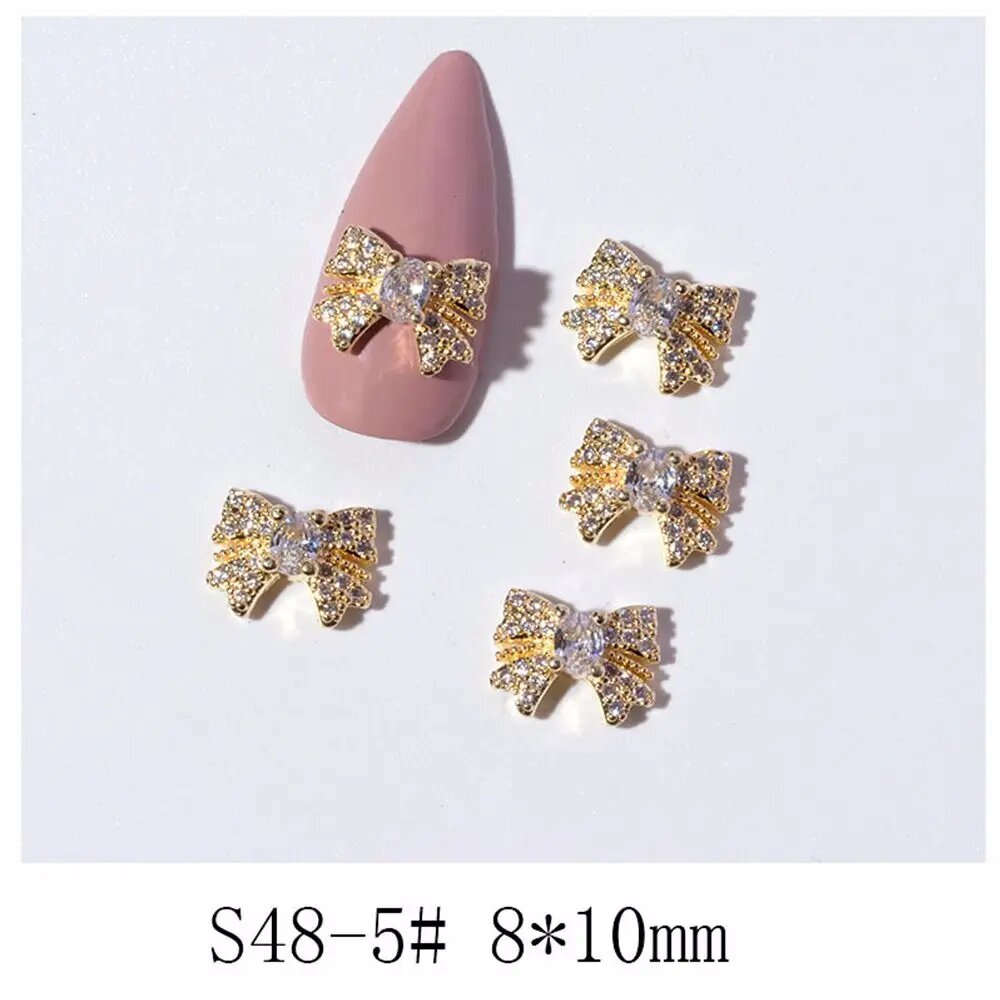 Хрустальный бантик-шарм для ногтей S48-5