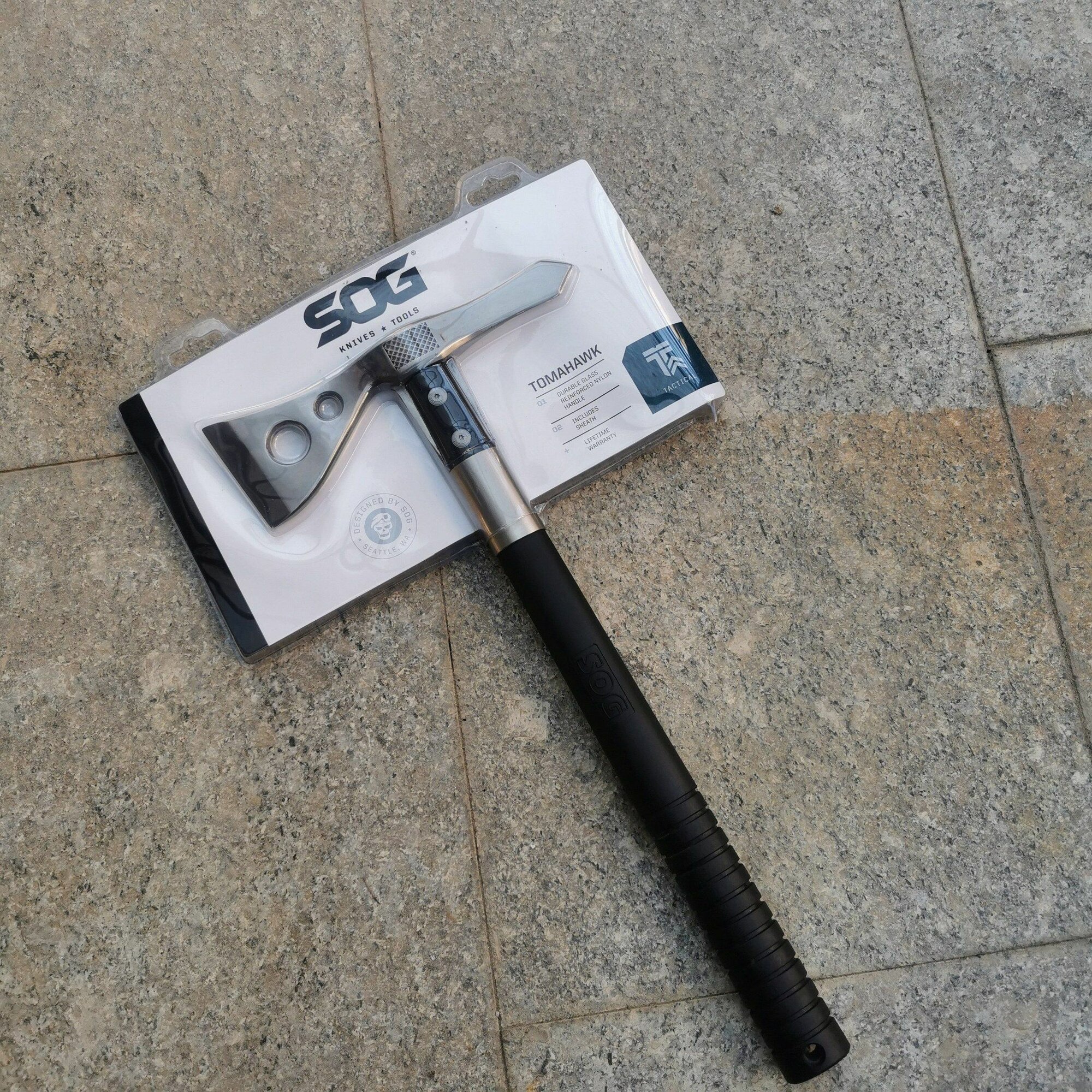 Американский сок SOG индейский топор