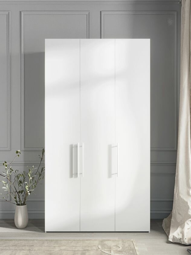 Casa Mia 150x60x210 см. Шкаф для одежды распашной 3-дверный с полками и штангой Белый, Ручка рейлинг 320 мм