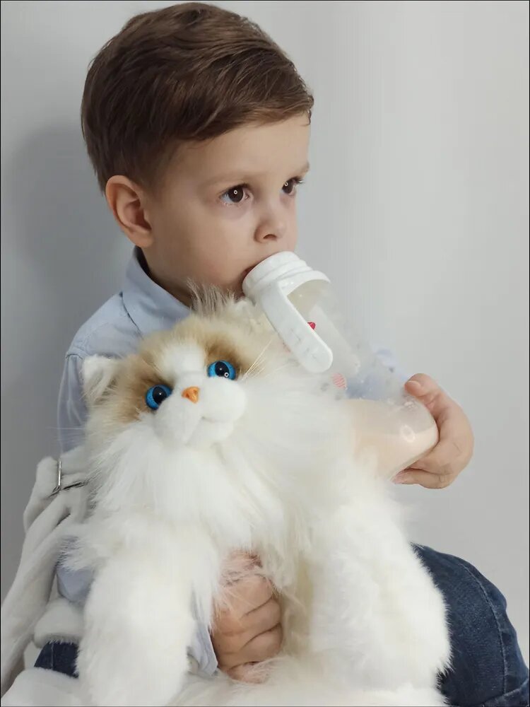 Рюкзак Chongker Реалистичная кошка с голубыми глазами, ручной работы, синтетический мех, 50x30 см, для детей — фото 1