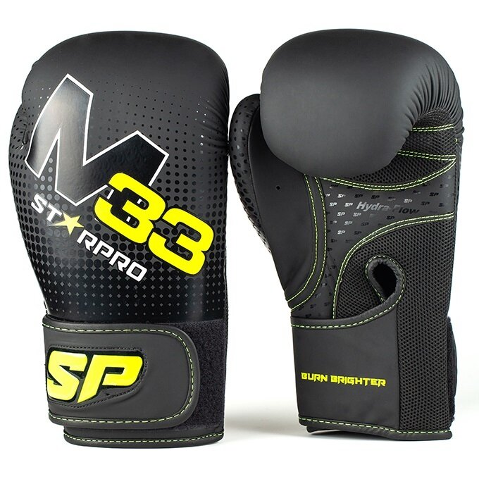 Боксерские перчатки Star Pro черно-зеленые, 10 унций