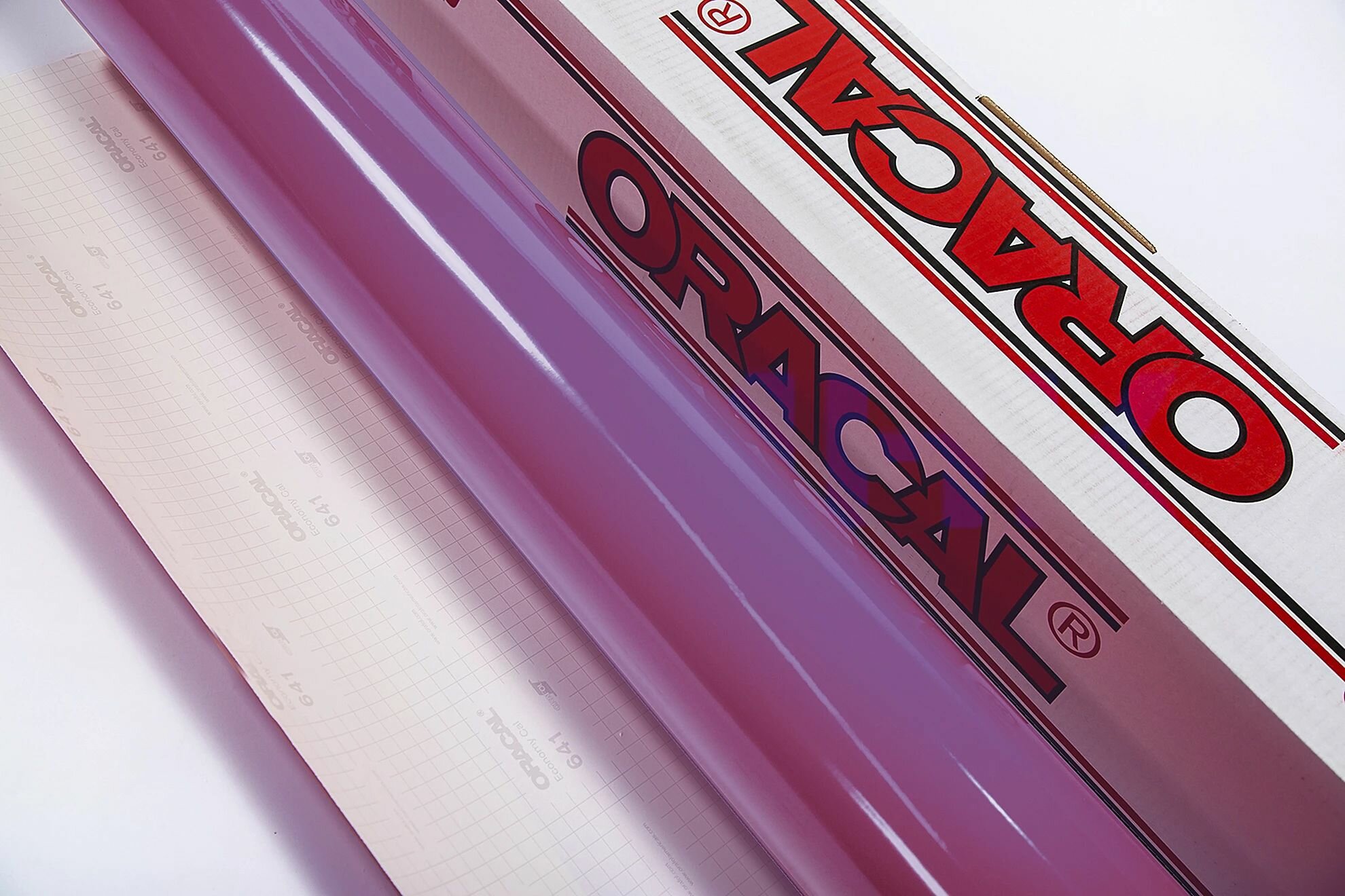Пленка самоклеящаяся Oracal 641 G 043 1*50 м лавандовая, глянцевая, рулон