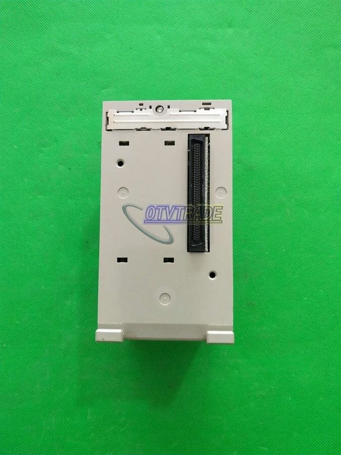Модуль Omron PLC Module CS1H-CPU67H CS1HCPU67H CS1H CPU67H — фото 1