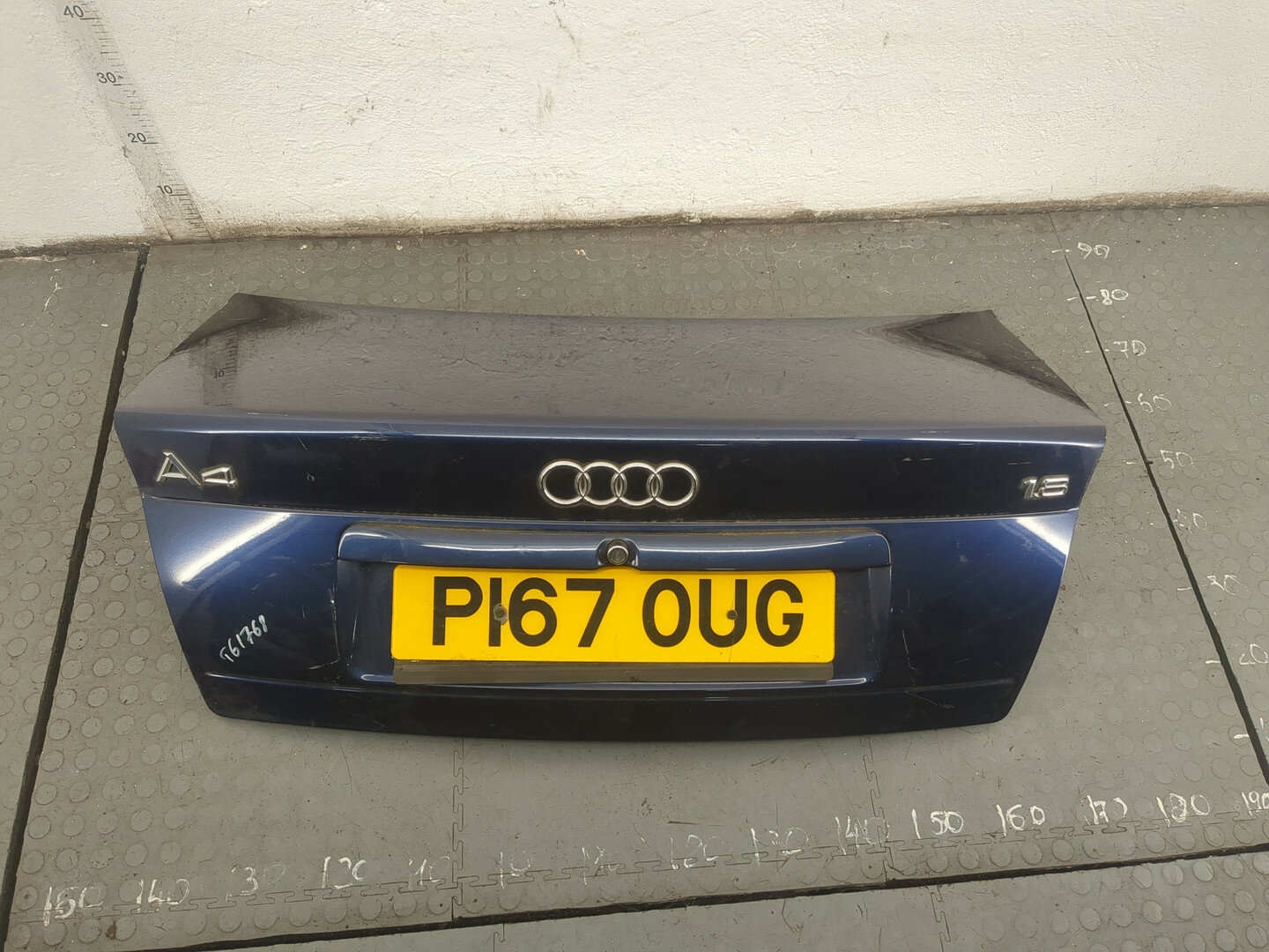 Крышка (дверь) багажника Audi A4 (B5) Б/У