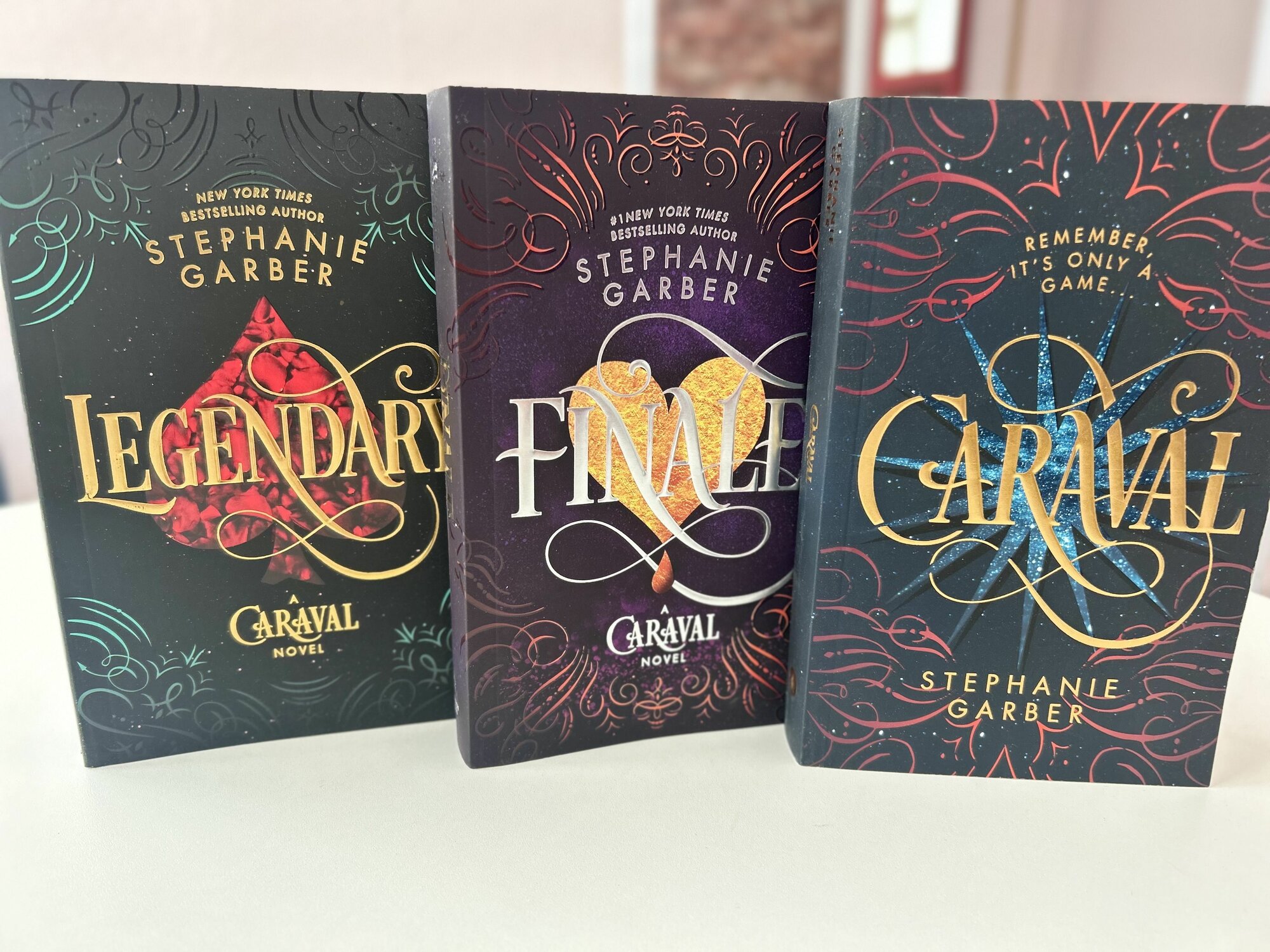 A Caraval novel: Legendary + Final + Caraval (3 books)