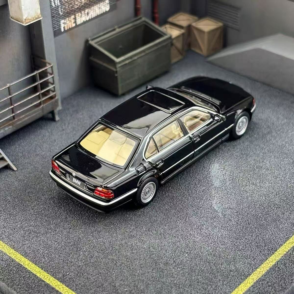 AR Almost Real, модель автомобиля BMW 750il E38 серии 7 в масштабе 1:64 из сплава, для коллекционирования