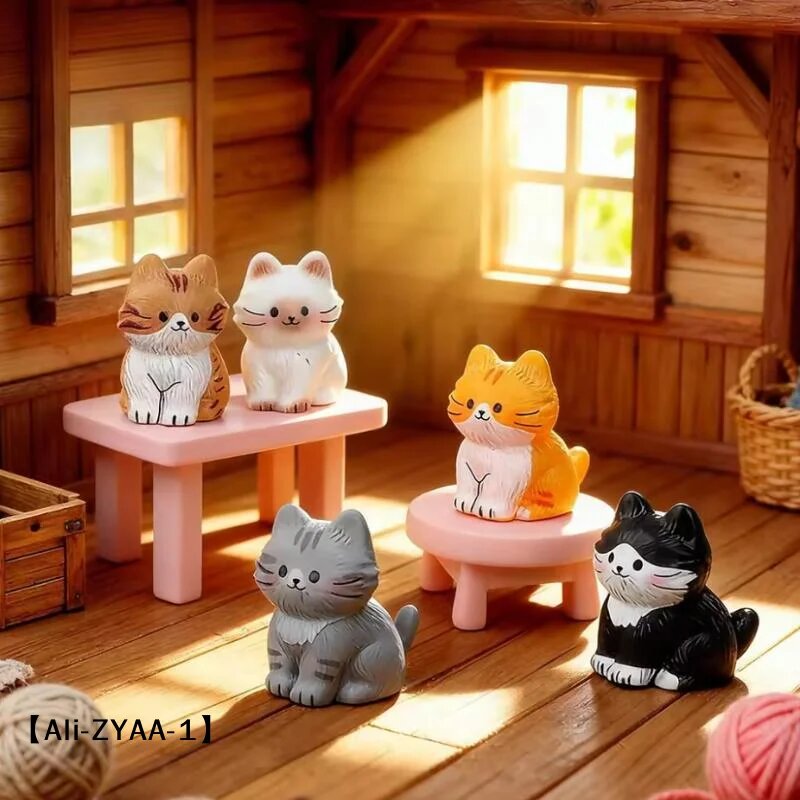 Миниатюрные фигурки котов из смолы