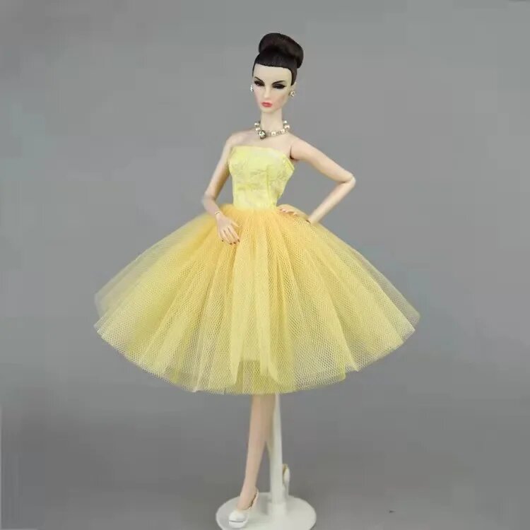 Платье для куклы Барби светло-желтое, yellow dress 2
