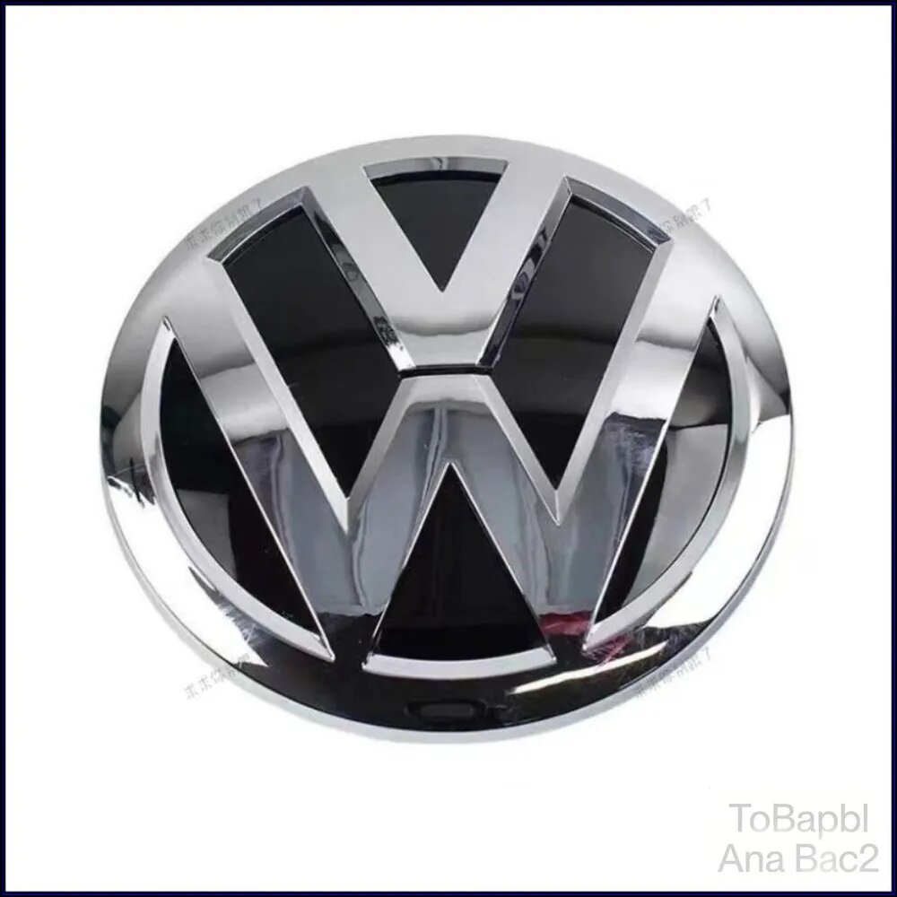 Эмблема Фольксваген Поло 5 рестайлинг / VOLKSWAGEN Polo 5 рестайлинг передняя на решетку радиатора 120 мм 2015-2020 год1
