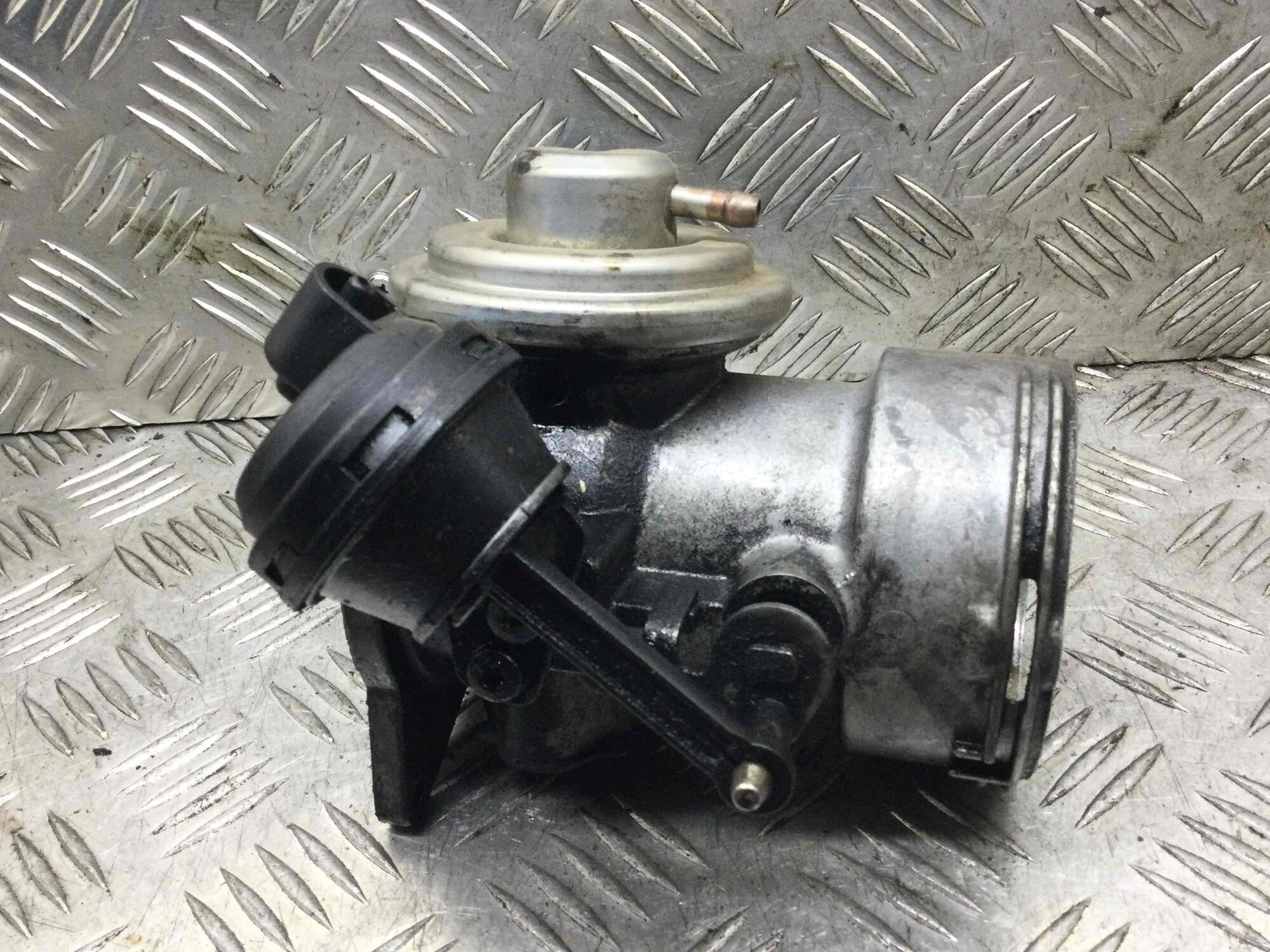 Б/У Клапан EGR Volkswagen Touareg 1 поколение 2002-2007 2006 г.