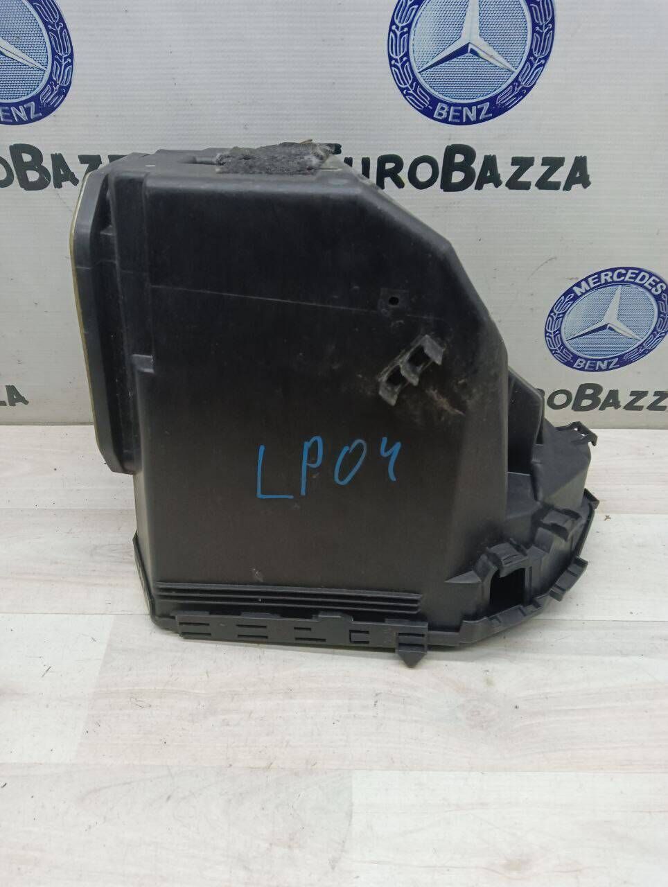 Корпус блока предохранителей Mercedes W220 2205401024