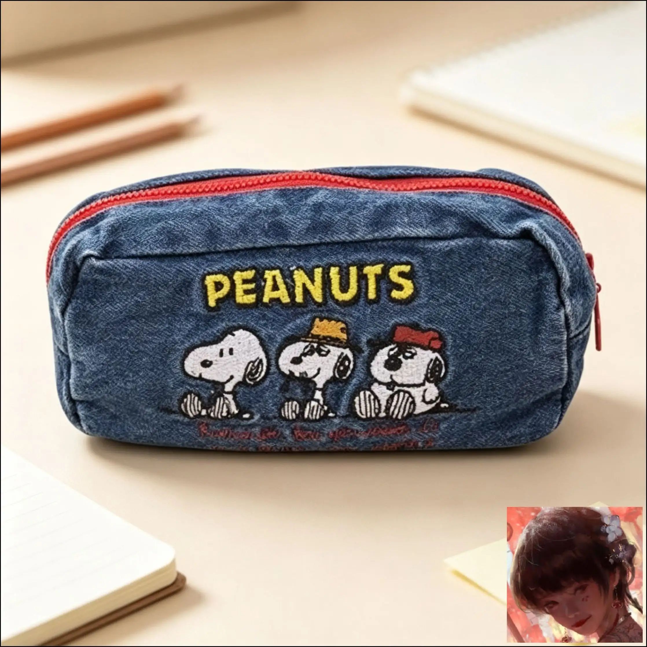 Пенал джинсовый Снупи PEANUTS школьный вместительный чехол для канцелярии на молнии темно-синий прямоугольной формы