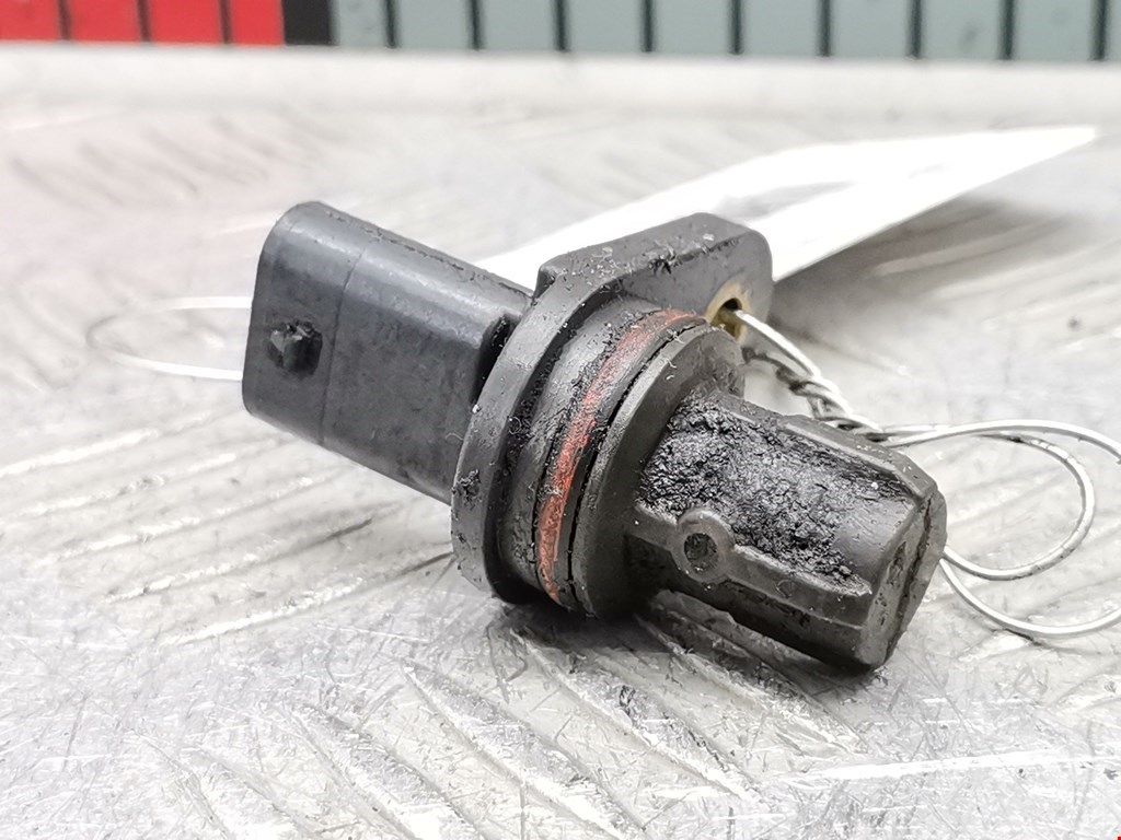 Датчик распредвала / 2132627 55565709 25195556 для Opel Astra J (с пробегом)