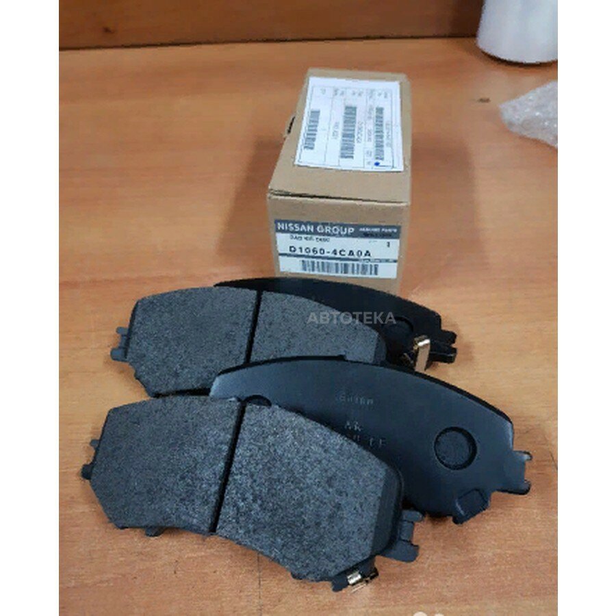 Колодки тормозные дисковые комплект NISSAN D10604CA0A