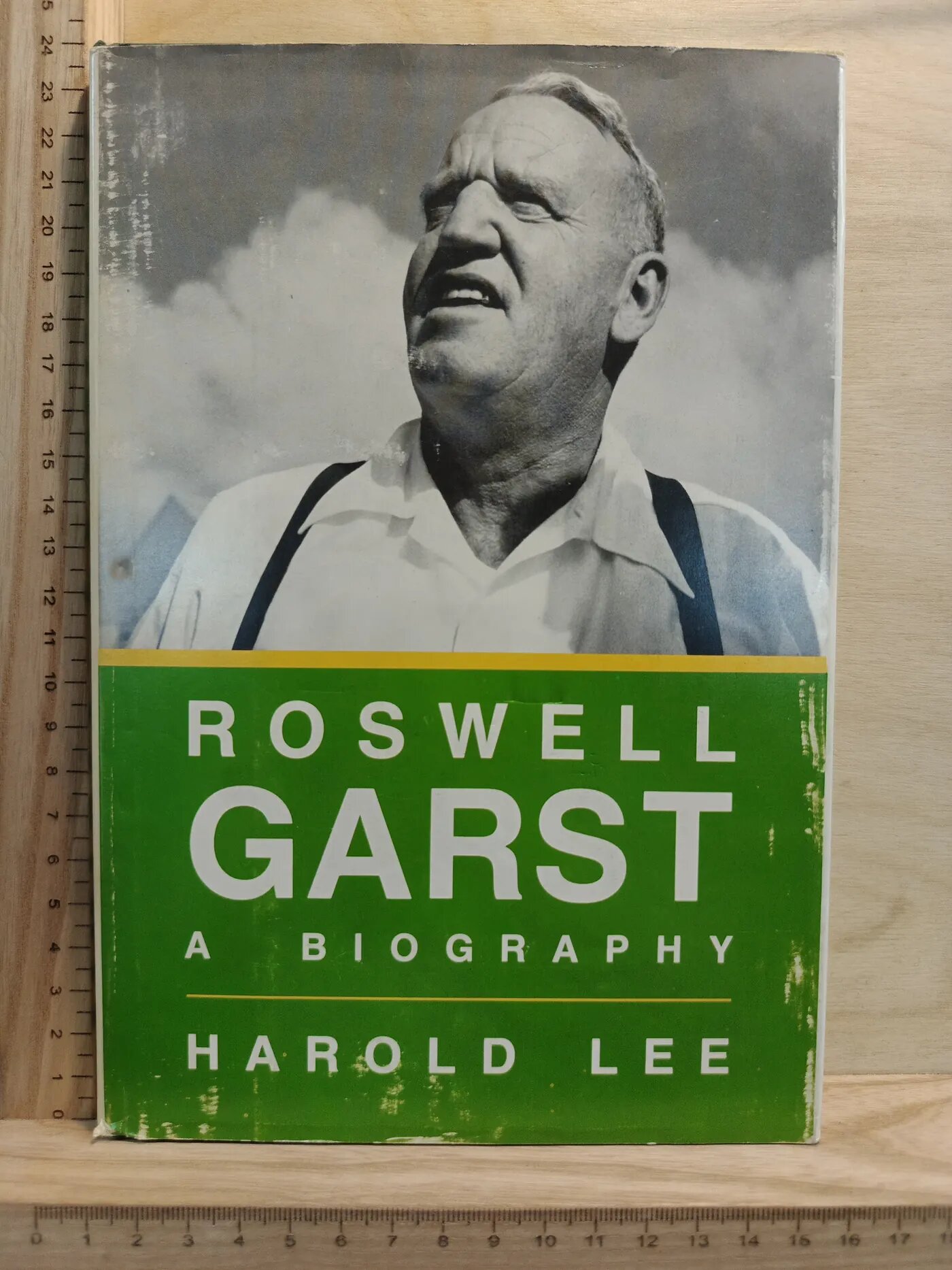 Roswell Garst: A Biography (Росуэлл Гарст: Биография) (на английском языке)