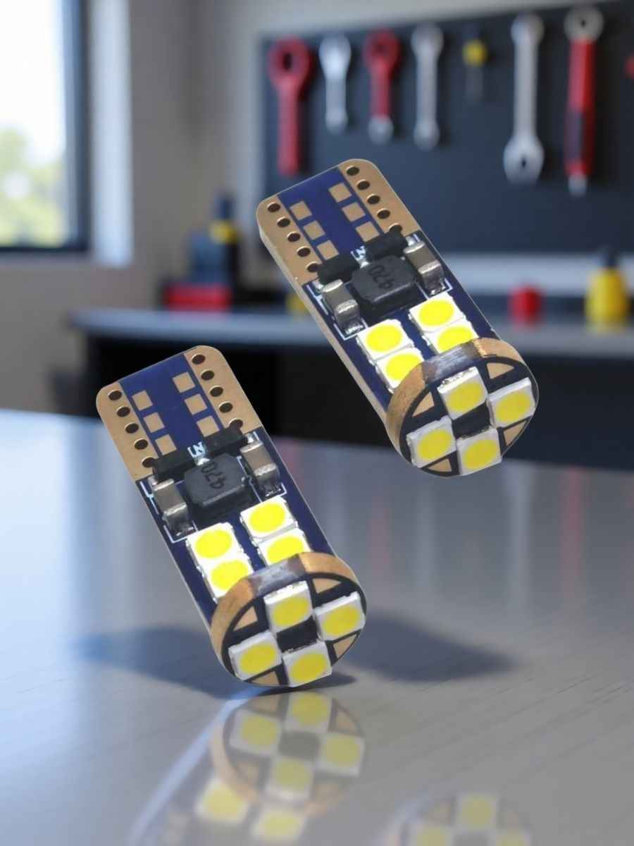 Светодиодные габаритные лампы W5W, T10, LED яркий белый свет 2 шт.