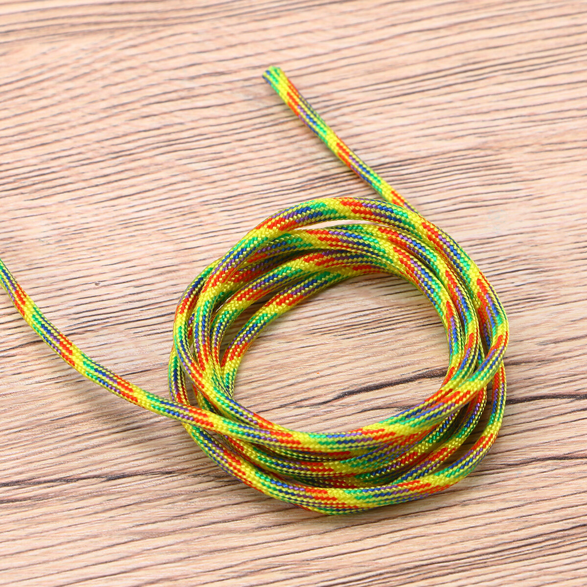Веревка ParaCord Для Выживания Из Нейлона Семь Ядер Длина 30 Метров Цвет Multi Размер 3