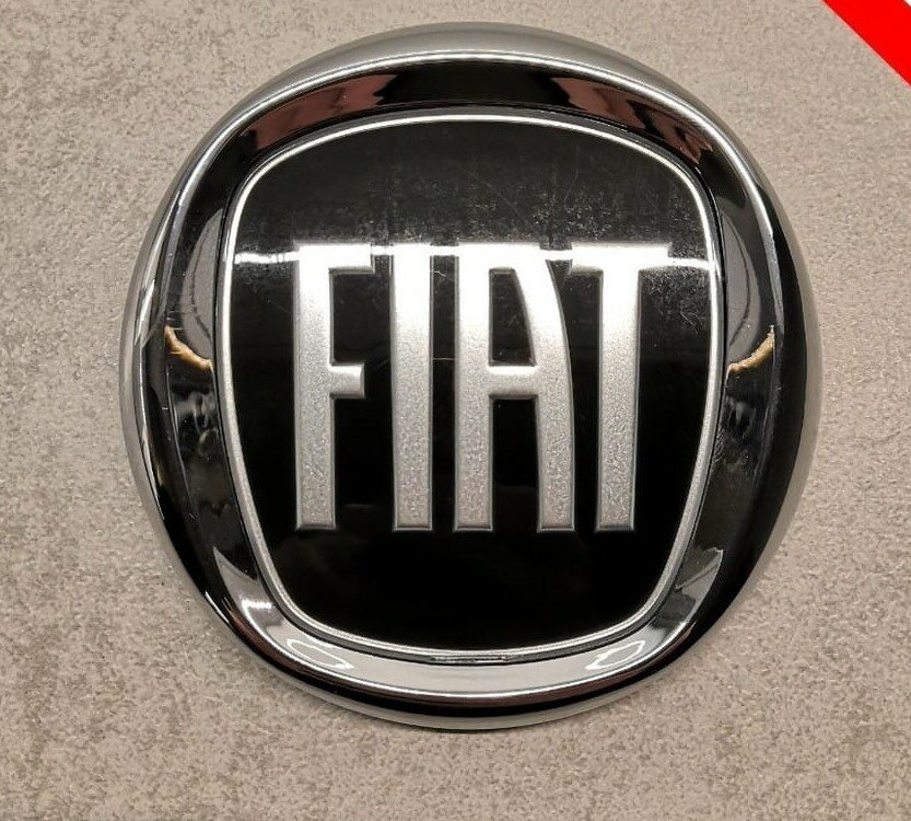 Эмблема Fiat 120 мм черный хром