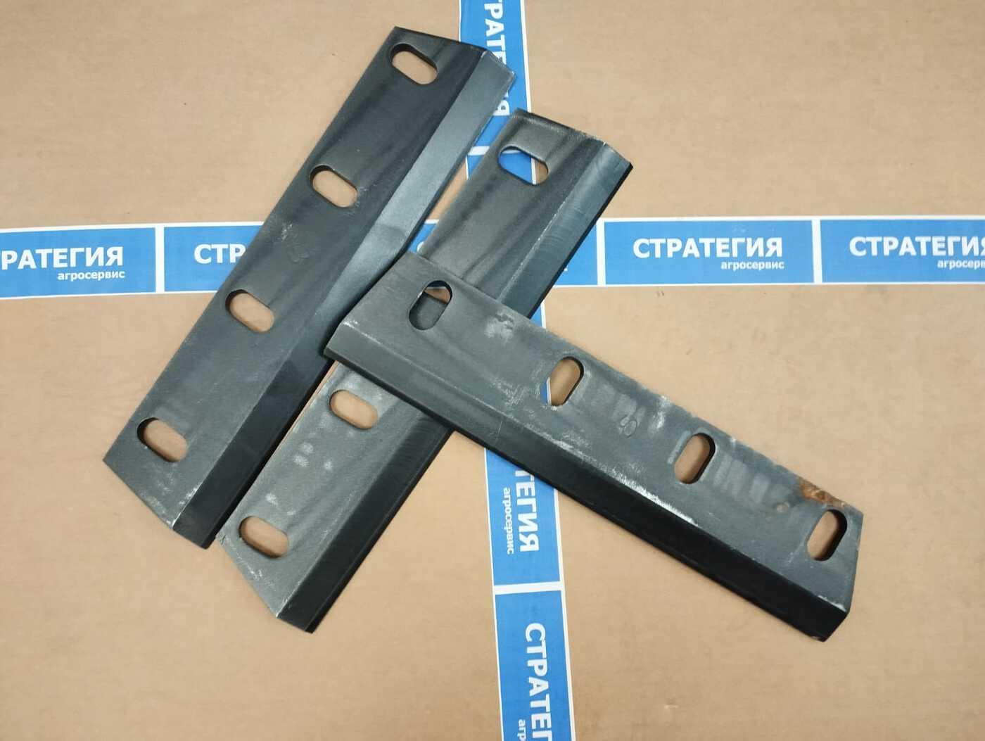(упаковка 6 шт) 0009846710 Нож барабана правый Claas Jaguar 984671 / 26201860 / 998102 (универсальный) Словакия Аналог