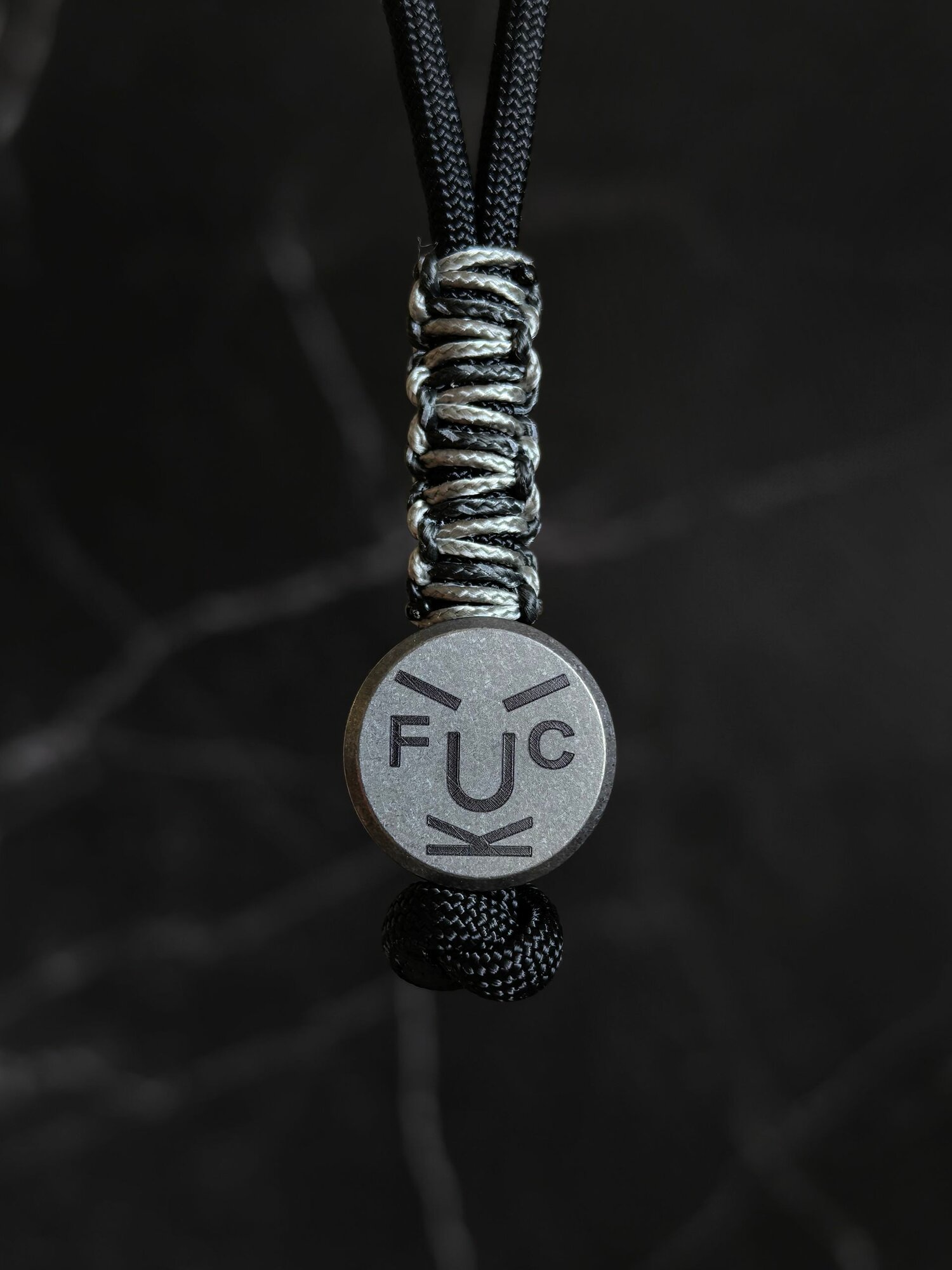 Темляк для ножа: "FU*K" Титан