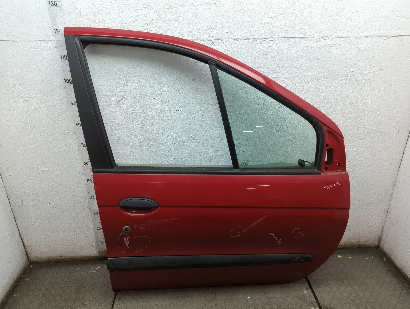 Дверь боковая (легковая) правая передняя Renault Scenic Б/У