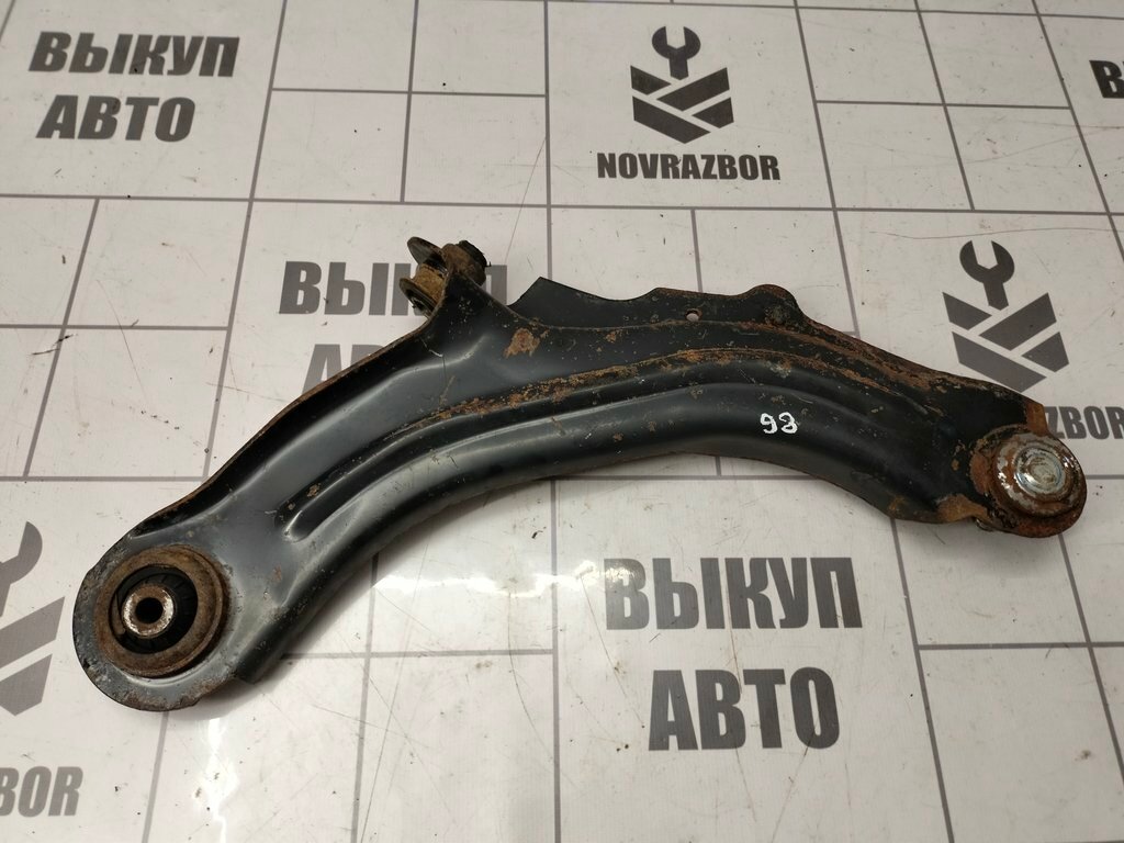 Рычаг передний левый Renault Megane 2 02-09