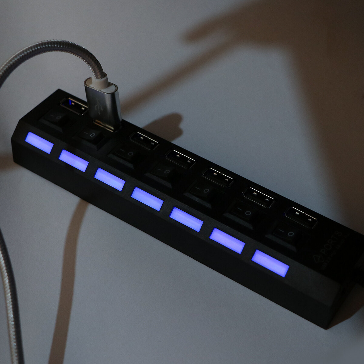Usb-концентратор с 7 портами usb 2.0, черный, с индивидуальными выключателями для передачи данных