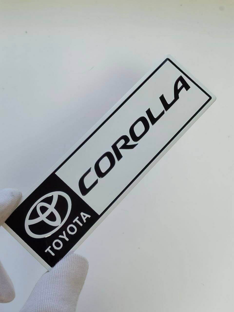 Алюминиевая наклейка 120*35 мм. Toyota Corolla Королла эмблема наклейка на авто Тойота 1 шт.
