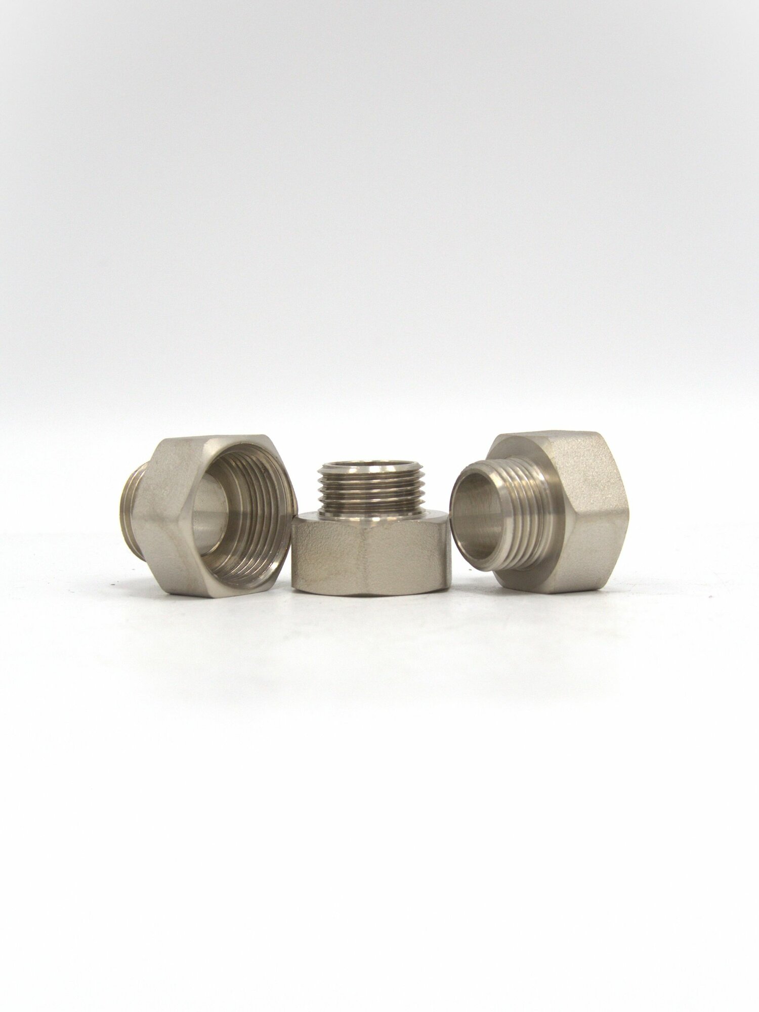 Переходник для труб 3/4"х1/2" Внутренняя-Наружная резьба, 1 штука / Фитинг (ВР 20х15 НР) никелированная латунь BRASSCO