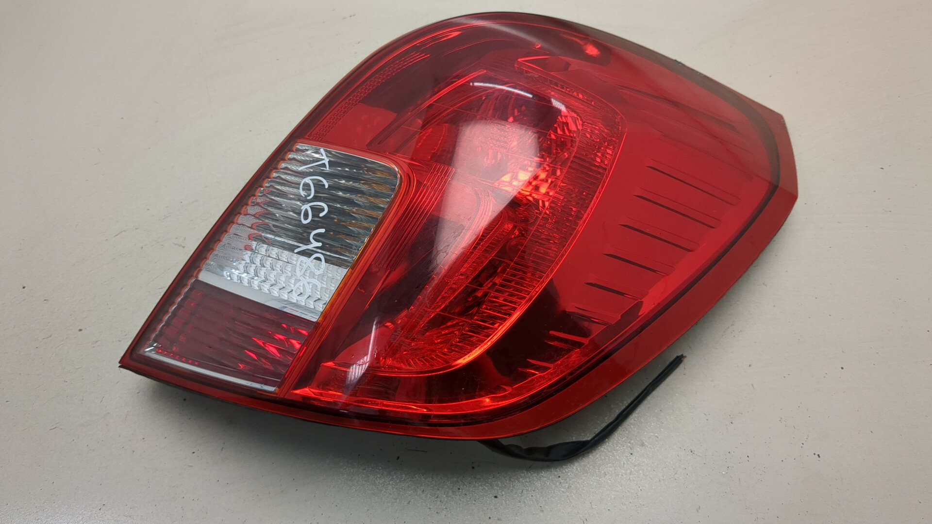 Фонарь (задний) правый Opel Antara Б/У