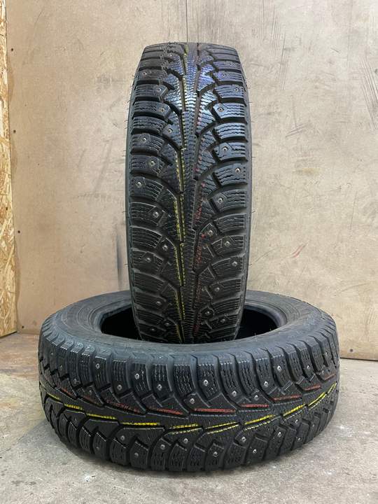 Комплект (2 шт) зимних БУ шин шипованные Nokian Tyres Hakkapeliitta 5 185/65 R15 10% износ