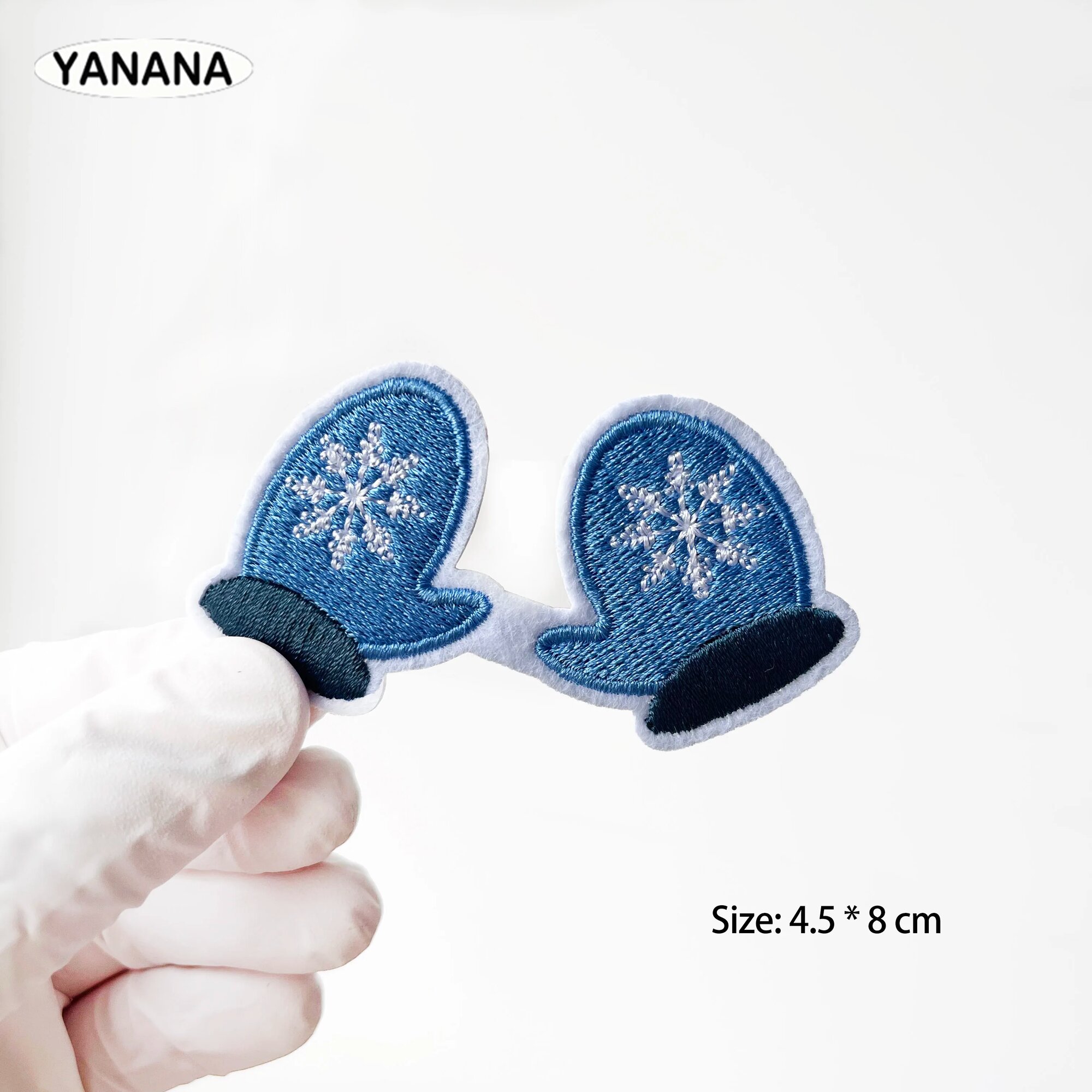 Вышитые нашивки "Митенки" YANANA, 4.5*8 см, Цвет: 13