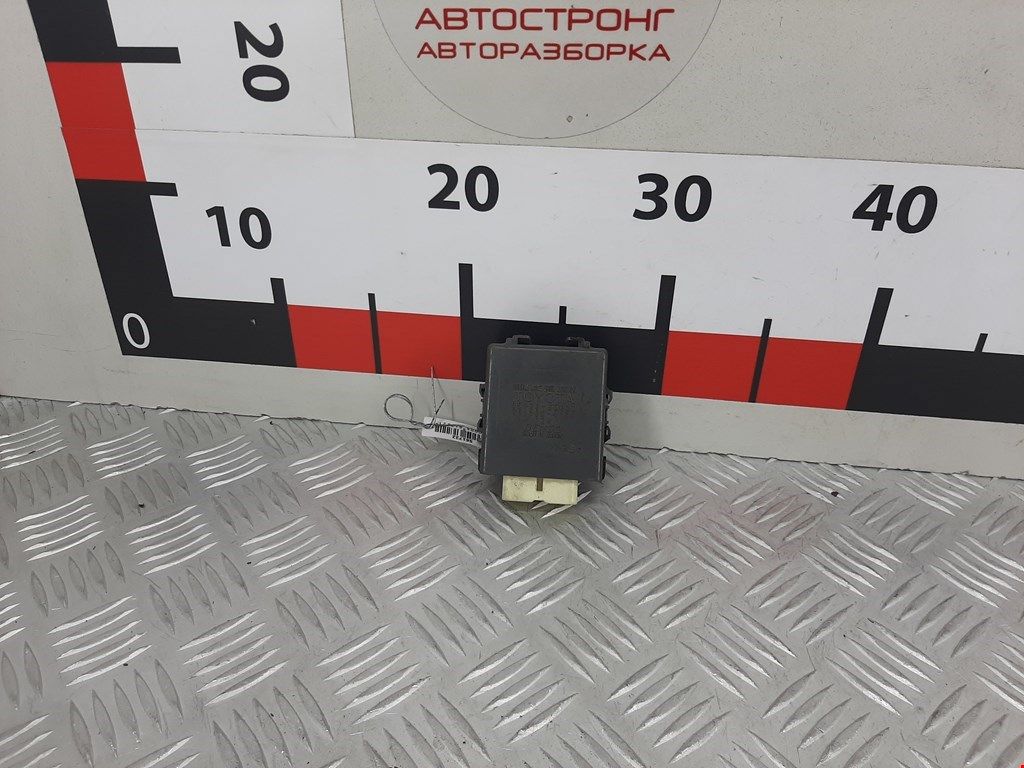 Блок комфорта / 561722 0515004140 8597020020 для Toyota Avensis 3 (T270) (с пробегом)