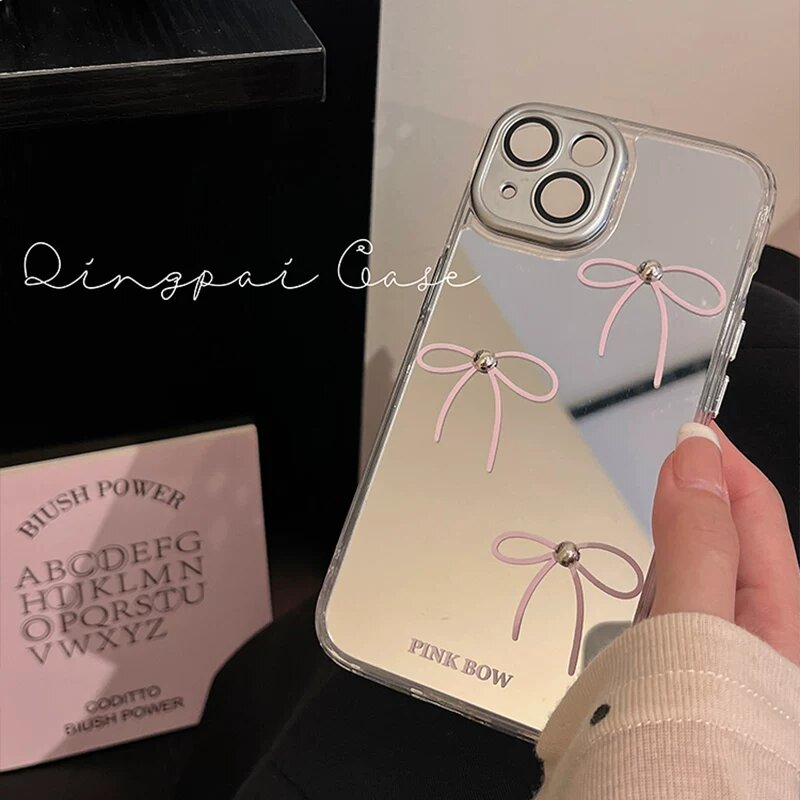 Жесткий защитный чехол Qingpai для Apple iPhone 14 с бантом, гальваническим покрытием и бусинами - розовый
