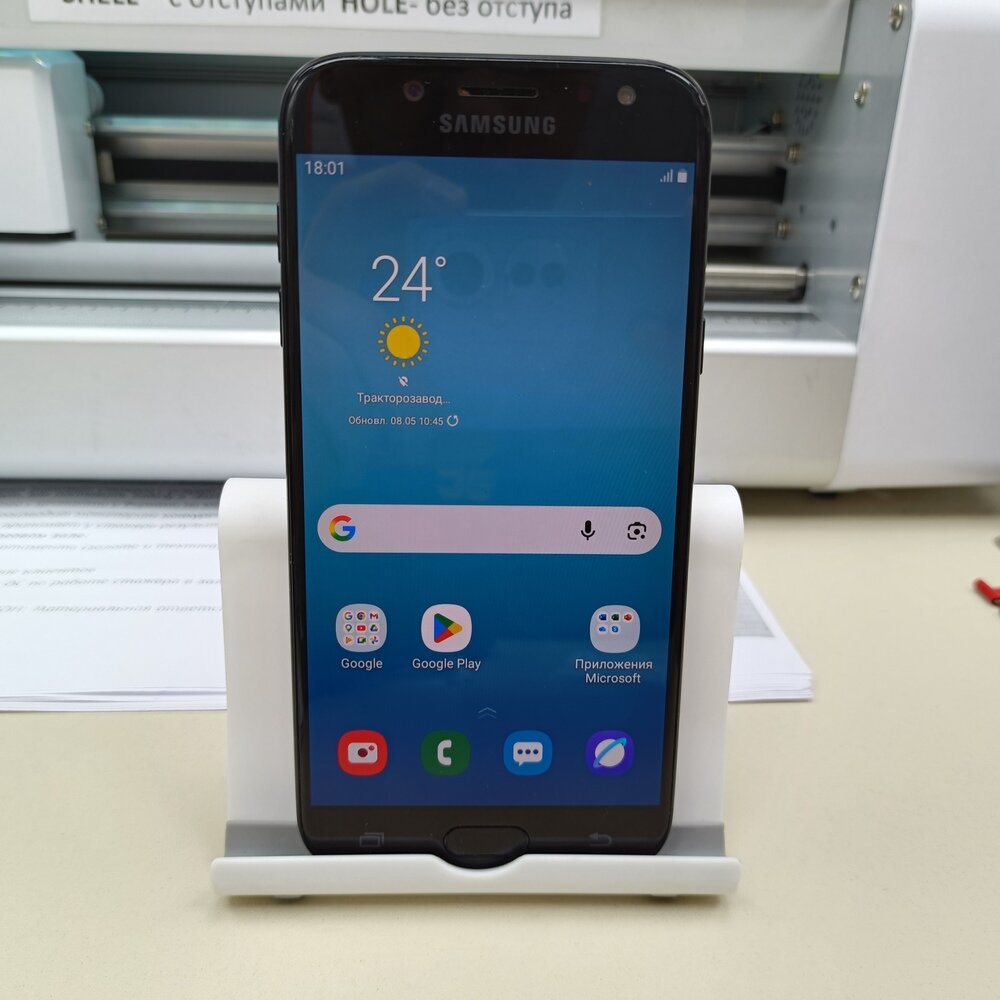 Смартфон Samsung Galaxy J5 (2016) SM-J510F/DS 2/16 ГБ, 2 micro SIM, черный б/у уценка