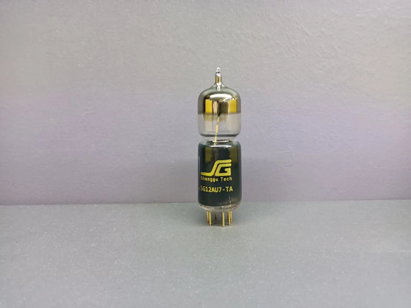 Лампы Shuguang SG12AX7-TA/12AU7-TA/12AT7-TA для усилителей 1 pcs SG12AX7-TA